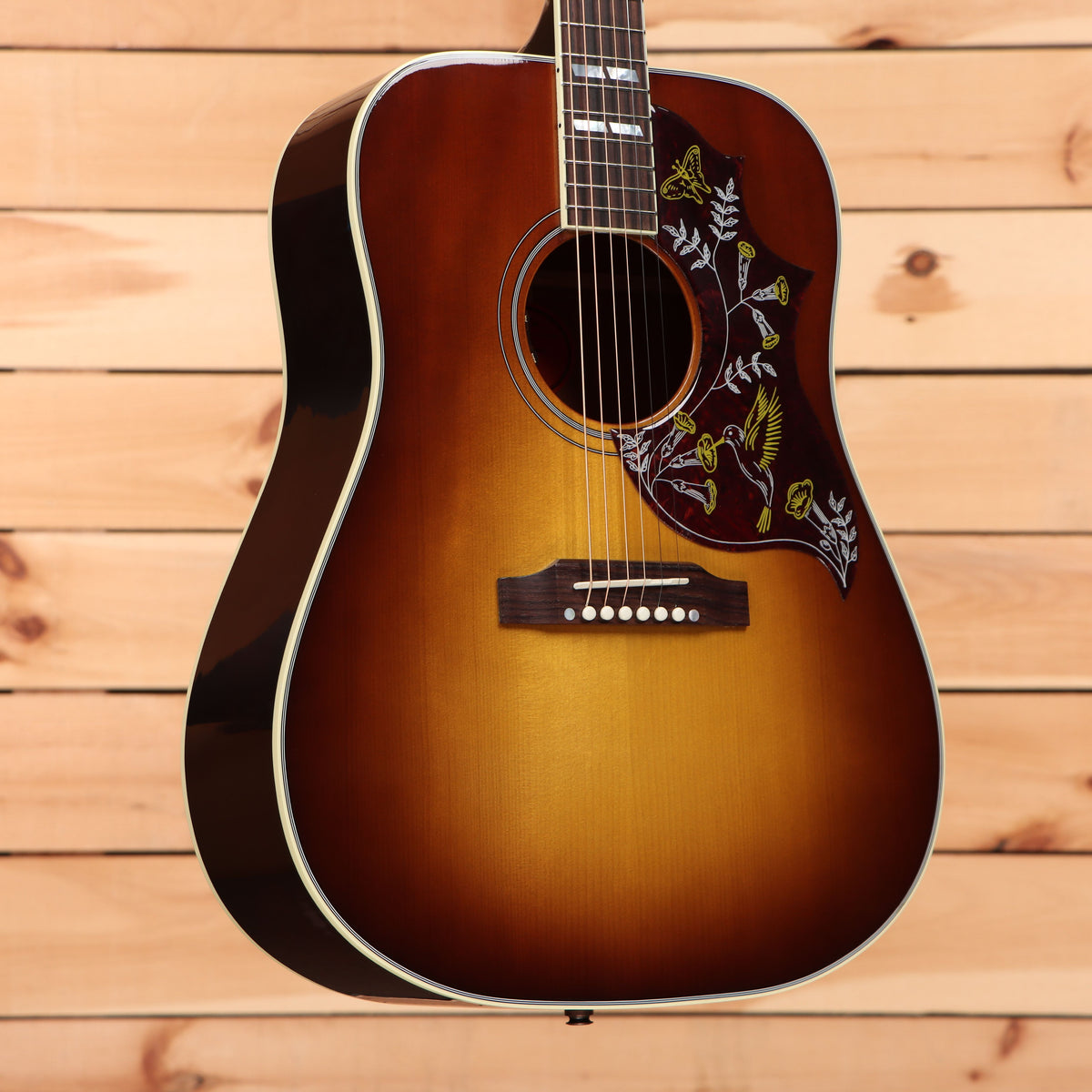 Gibson Hummingbird Standard Red Spruce - Honey Burst Gloss – Righteous ...